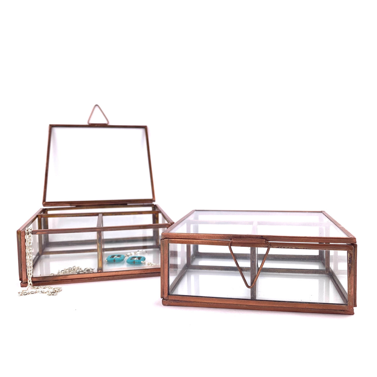 Square Glass Box – Center Goods